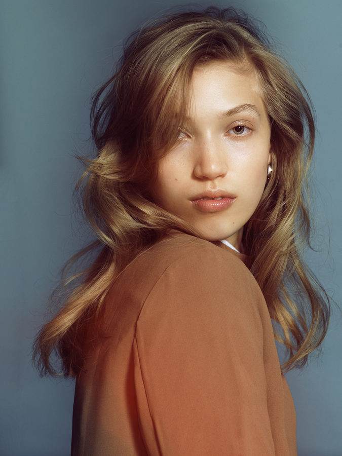 Anna Hyldtoft By Anne Marie Jo Vanity Teen 虚荣青年