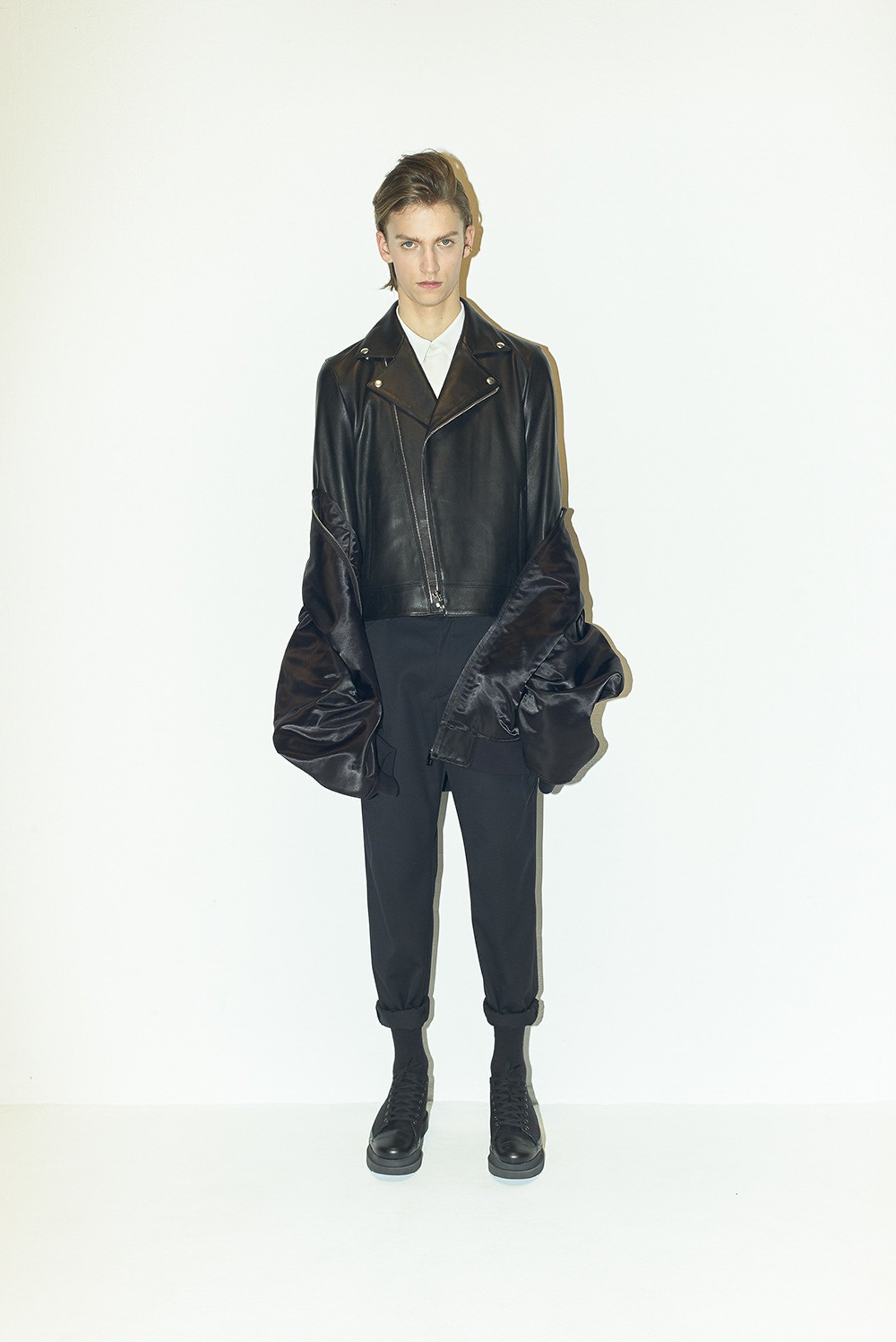 SISE FW 2019 Vanity Teen 虚荣青年 Lifestyle & New Faces Magazine