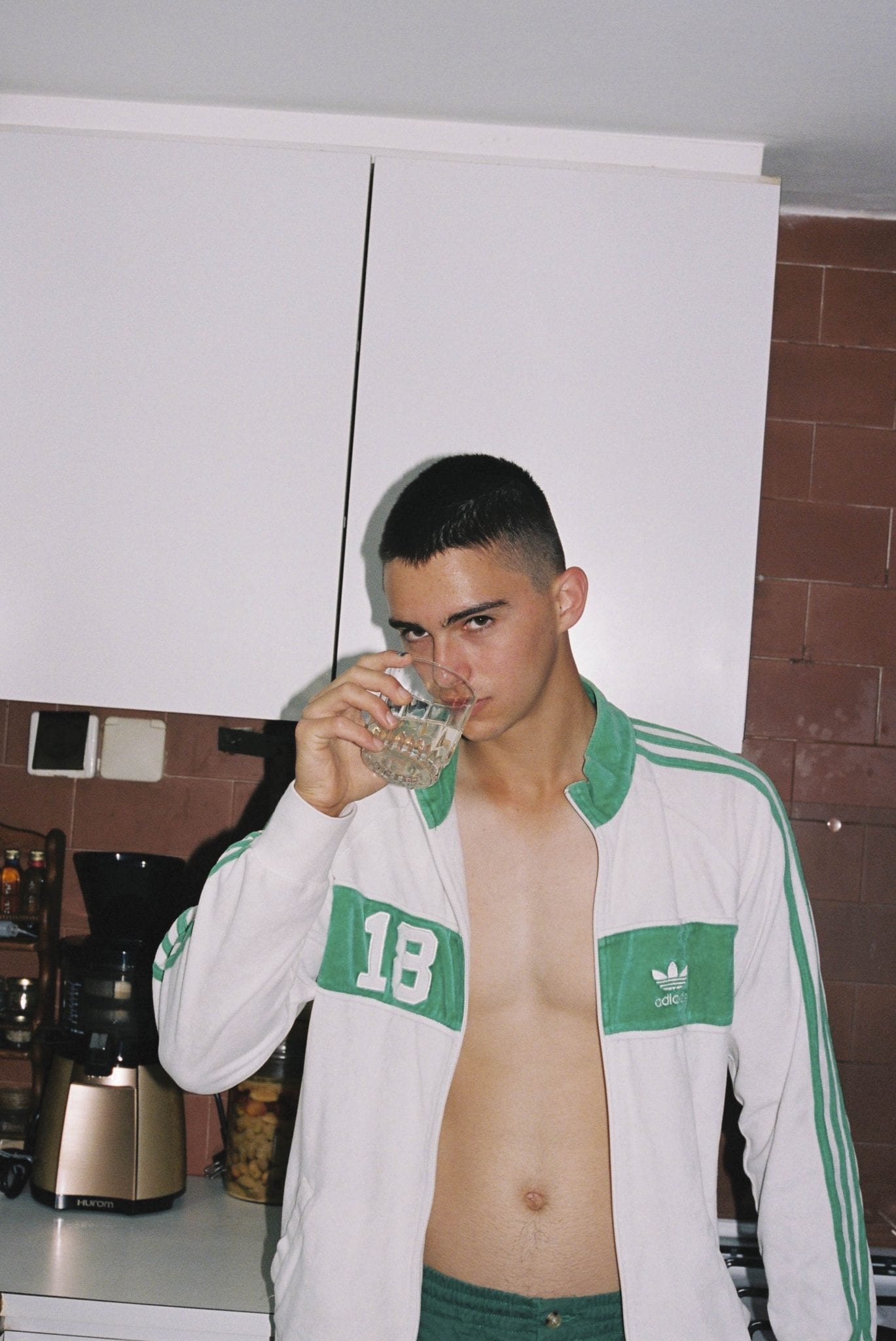 Ron Levi By Simon Elmalem Vanity Teen 虚荣青年