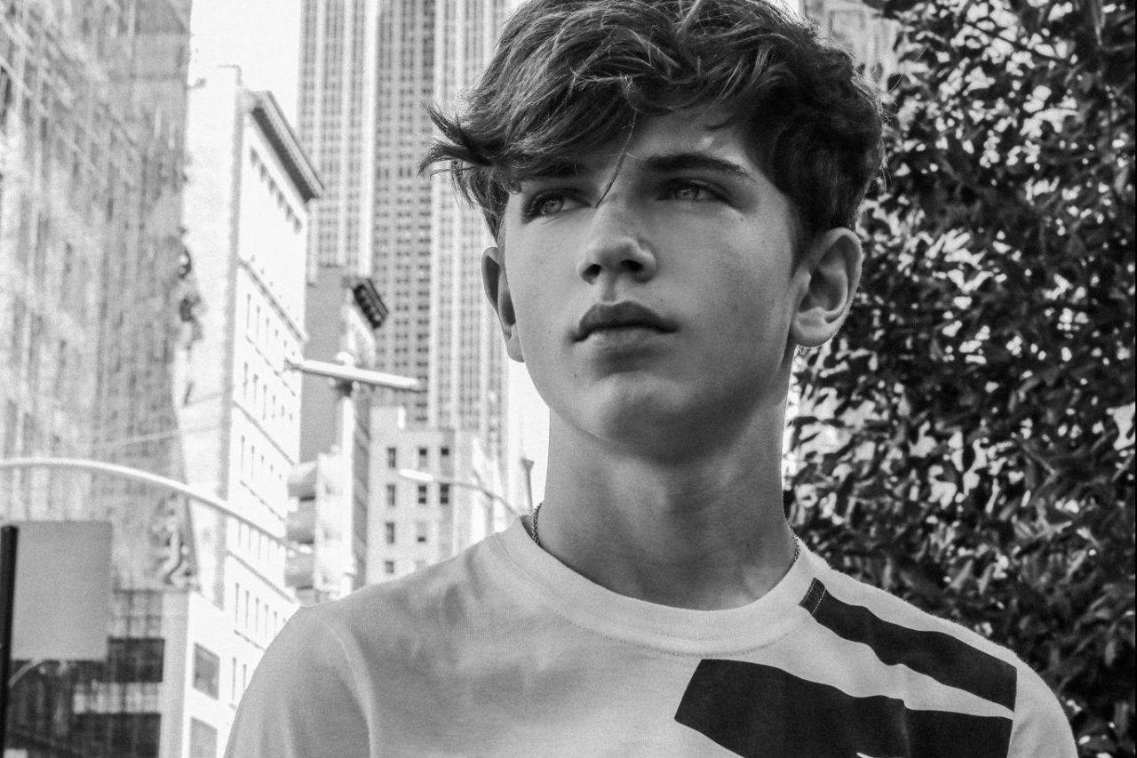 Ozzy: The Teenage Model Who Is Taking Over The World Vanity Teen 虚荣青年