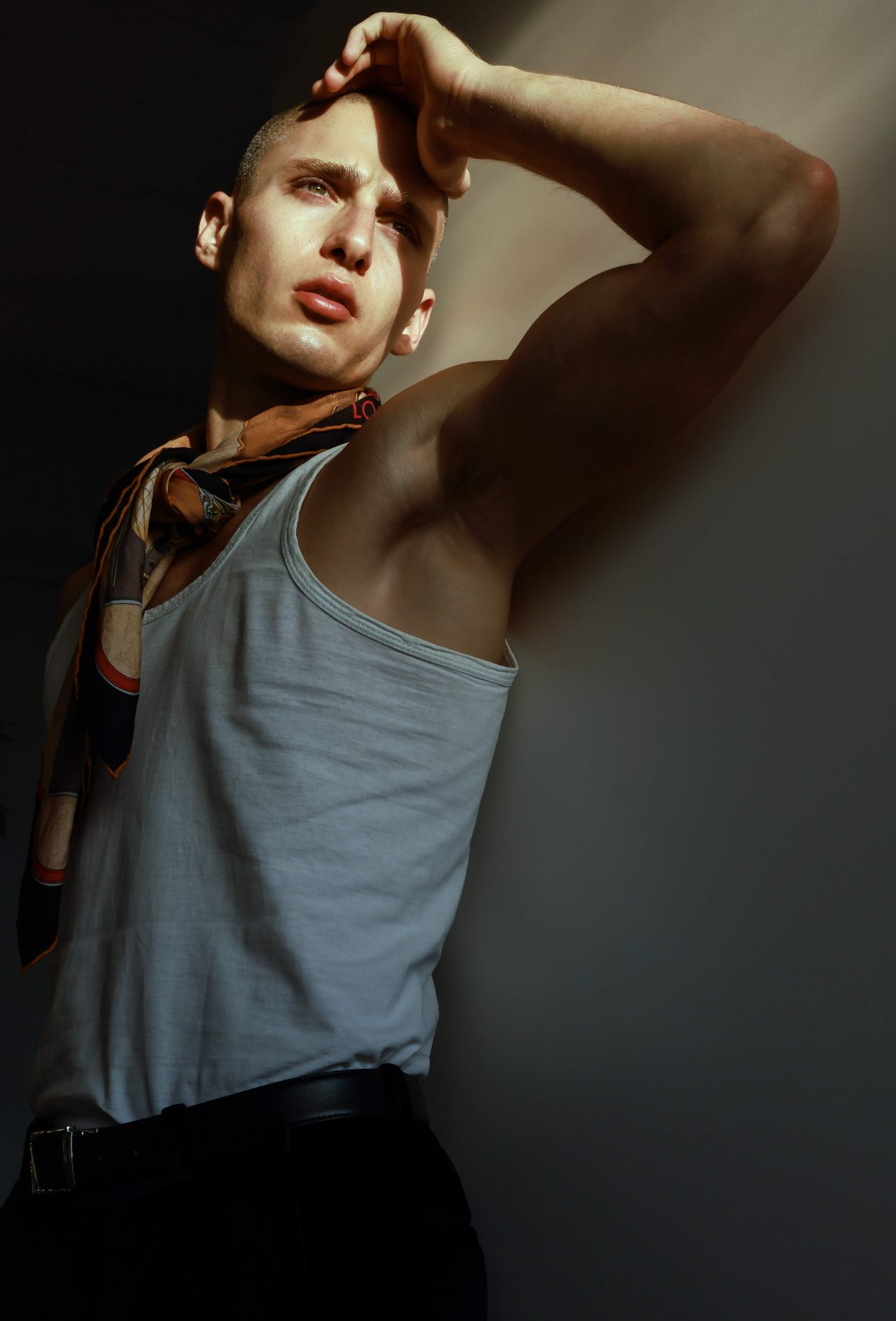 Bar Ben Shimol By Or Danon Vanity Teen 虚荣青年
