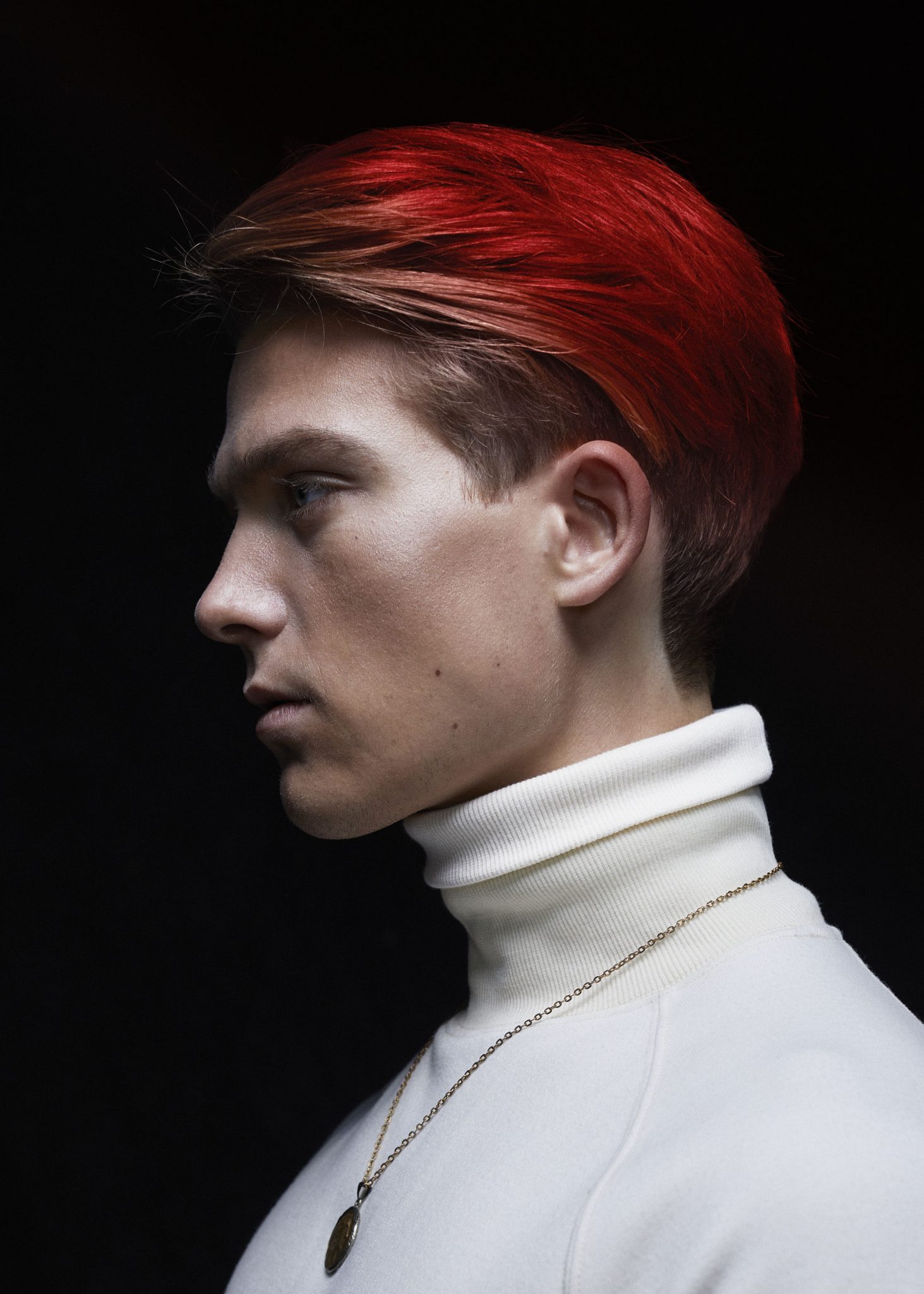 Oliver Brynnum: Quite Energetic Vanity Teen 虚荣青年