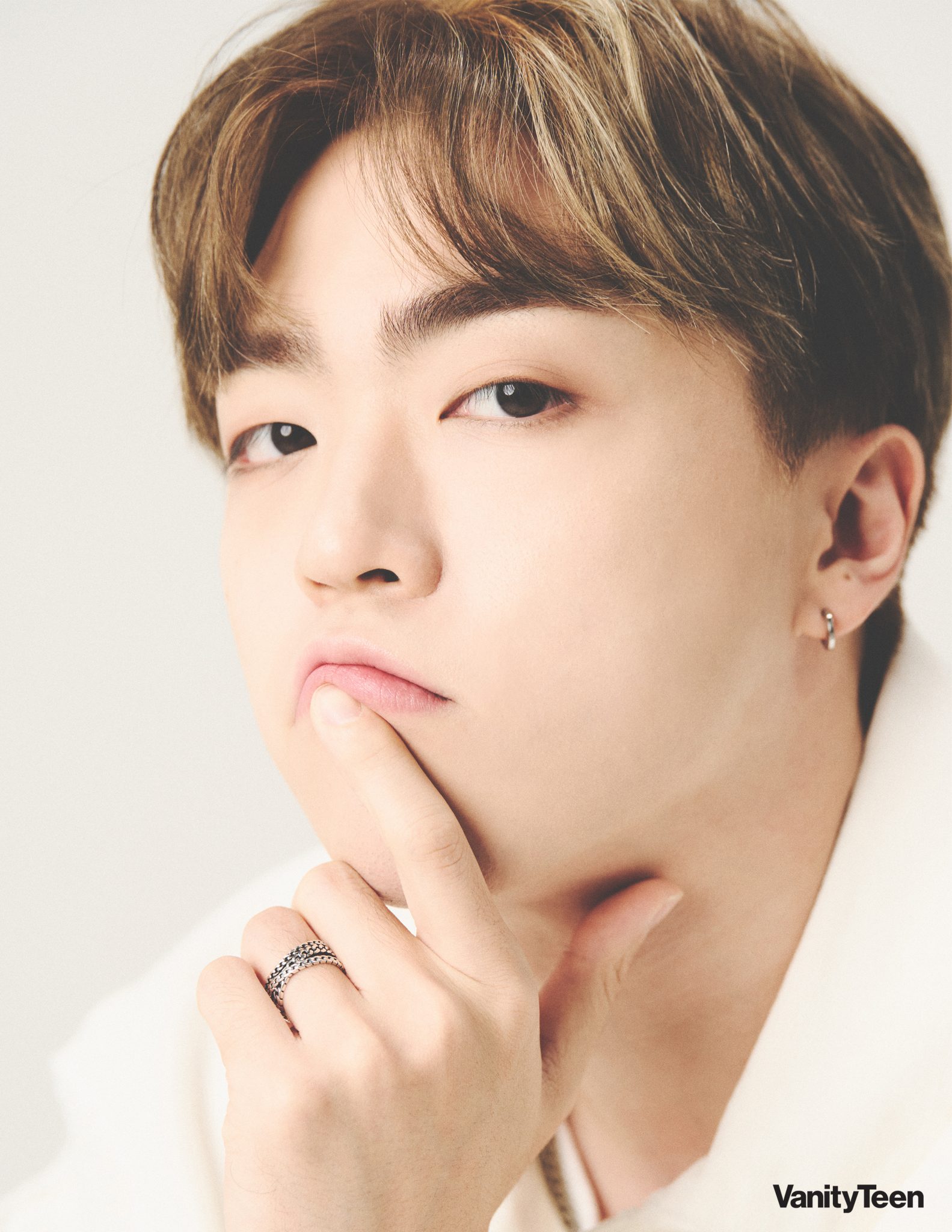 JUNNY: Committed To The Craft Vanity Teen 虚荣青年 Lifestyle & New Faces ...