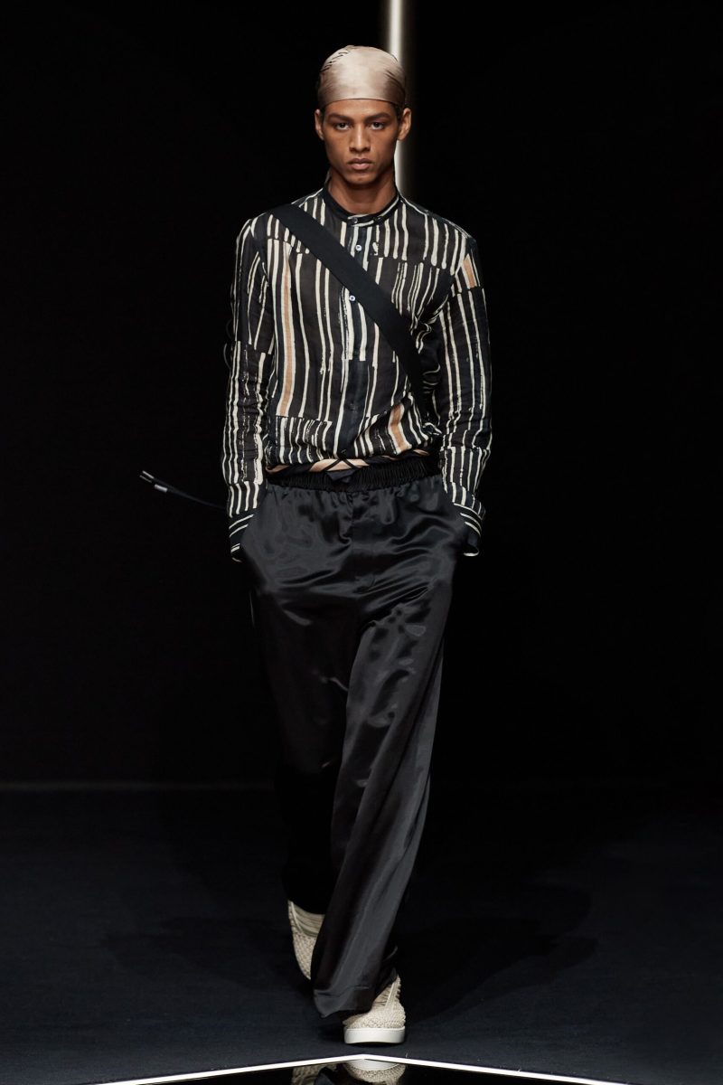 Emporio Armani Unveils Spring 2024 Men's Collection Vanity Teen 虚荣青年