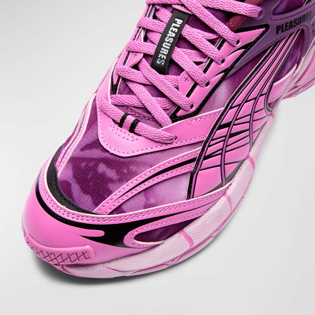 Street Chic Meets Athletic Icon: PLEASURES X PUMA Unveil 'Velophasis ...