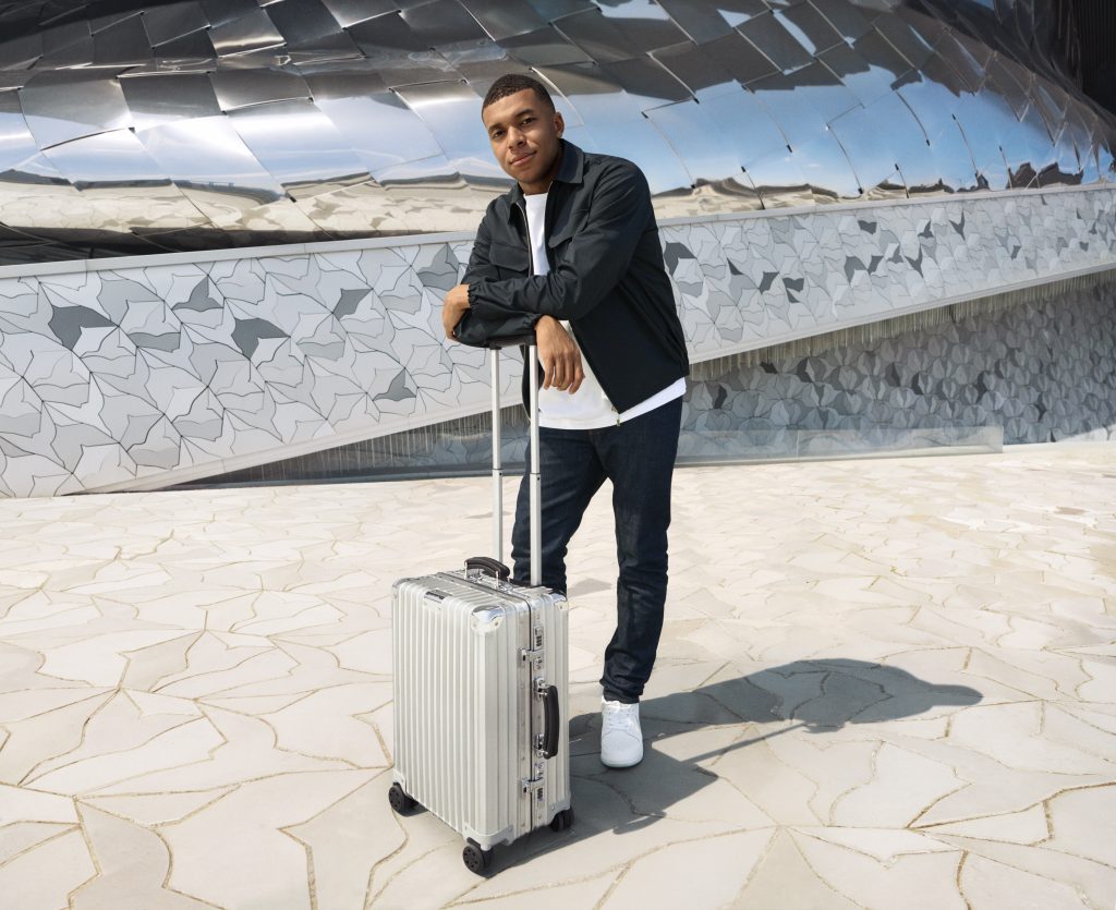 Rimowa Quotes Shelly Rimowa Essential Large Green Case
