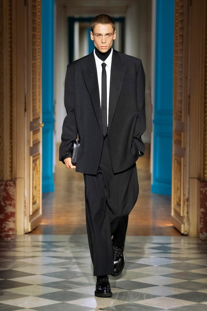 Valentino's "Le Ciel" Collection Fall/Winter 2024/25 In Paris Vanity ...